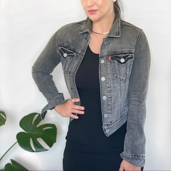 Levi's | Jackets & Coats | Levis Cropped Black Denim Jacket | Poshmark